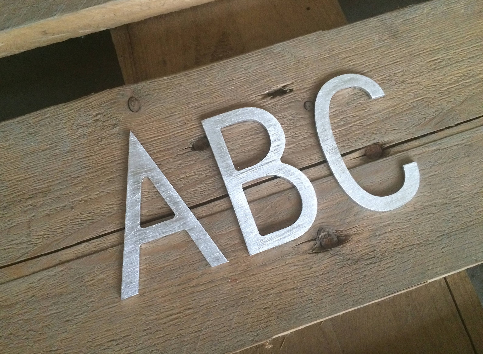 Kleine metalen letters Grote metalen letter Metalen bord - Etsy Nederland