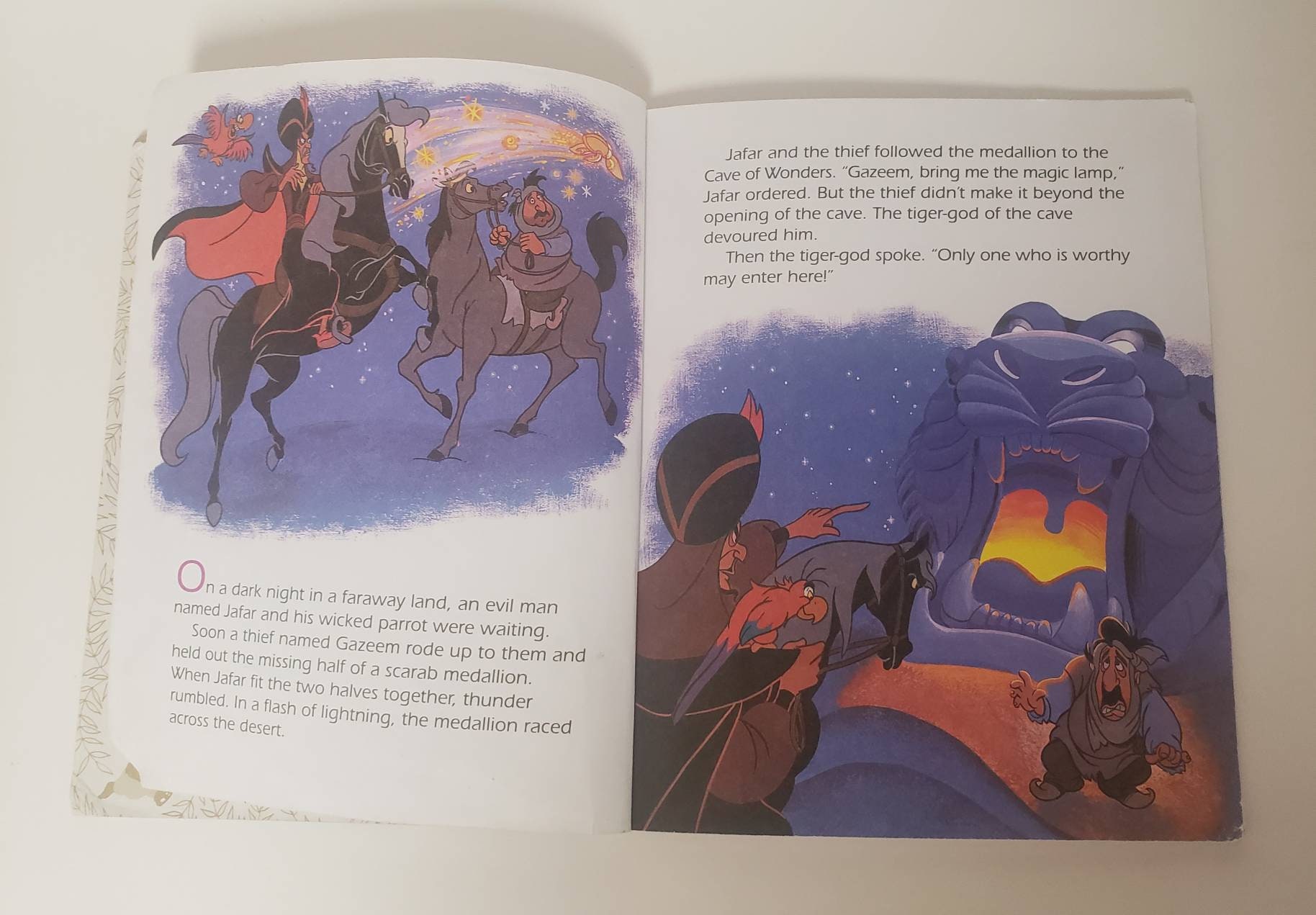 Disney's Aladdin 1992 Little Golden Book/collectible - Etsy