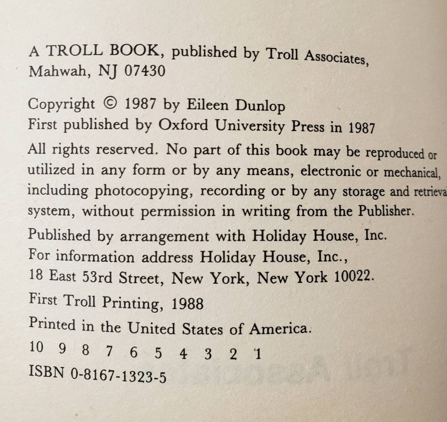 The House on the Hill by Eileen Dunlop/vintage 1987 Troll Associates ...
