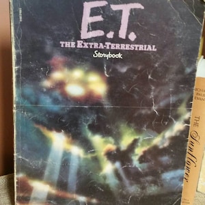 E.T. the Extraterrestrial Storybook/vintage 1982 Paperback Book ...