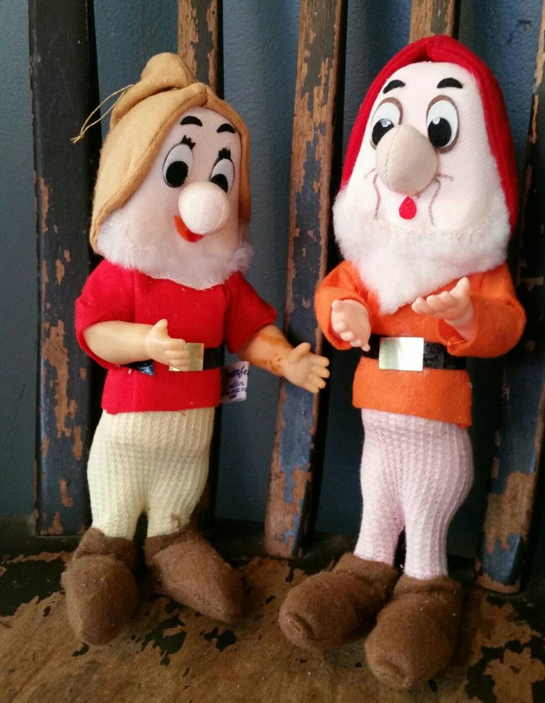 Walt Disney's Doc and Grumpy/vintage 1960s Gunderful Creations Snow ...