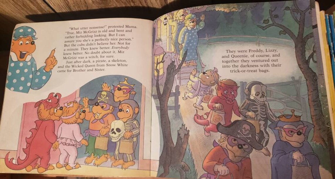The Berenstain Bears trick or Treat First Time - Etsy