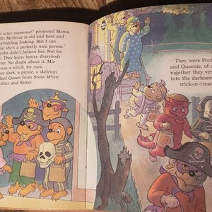 The Berenstain Bears "trick or Treat" First Time Book Paperback by Stan ...