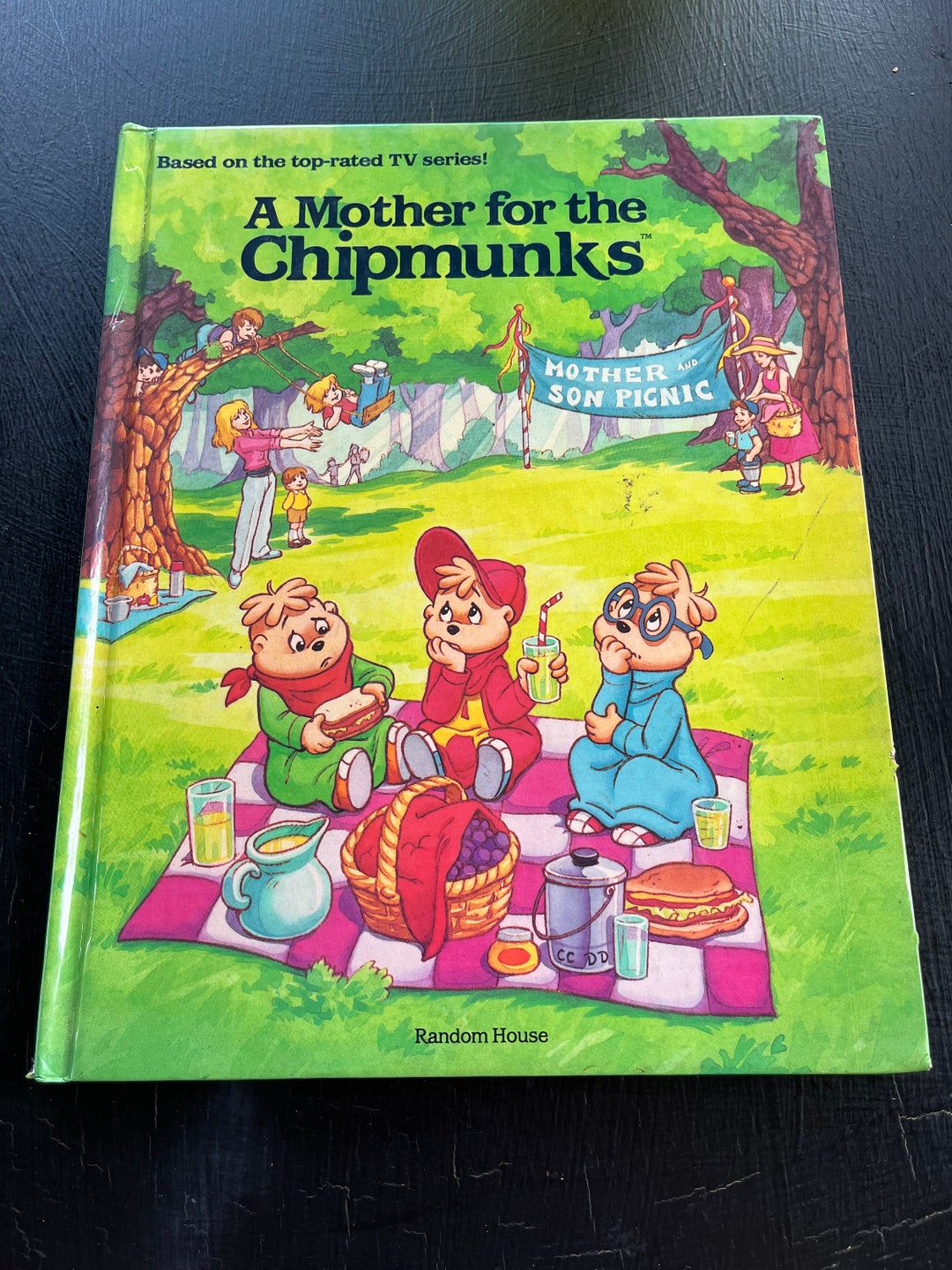 A Mother for the Chipmunks by Megan Stine & H. William Stine/ Random ...