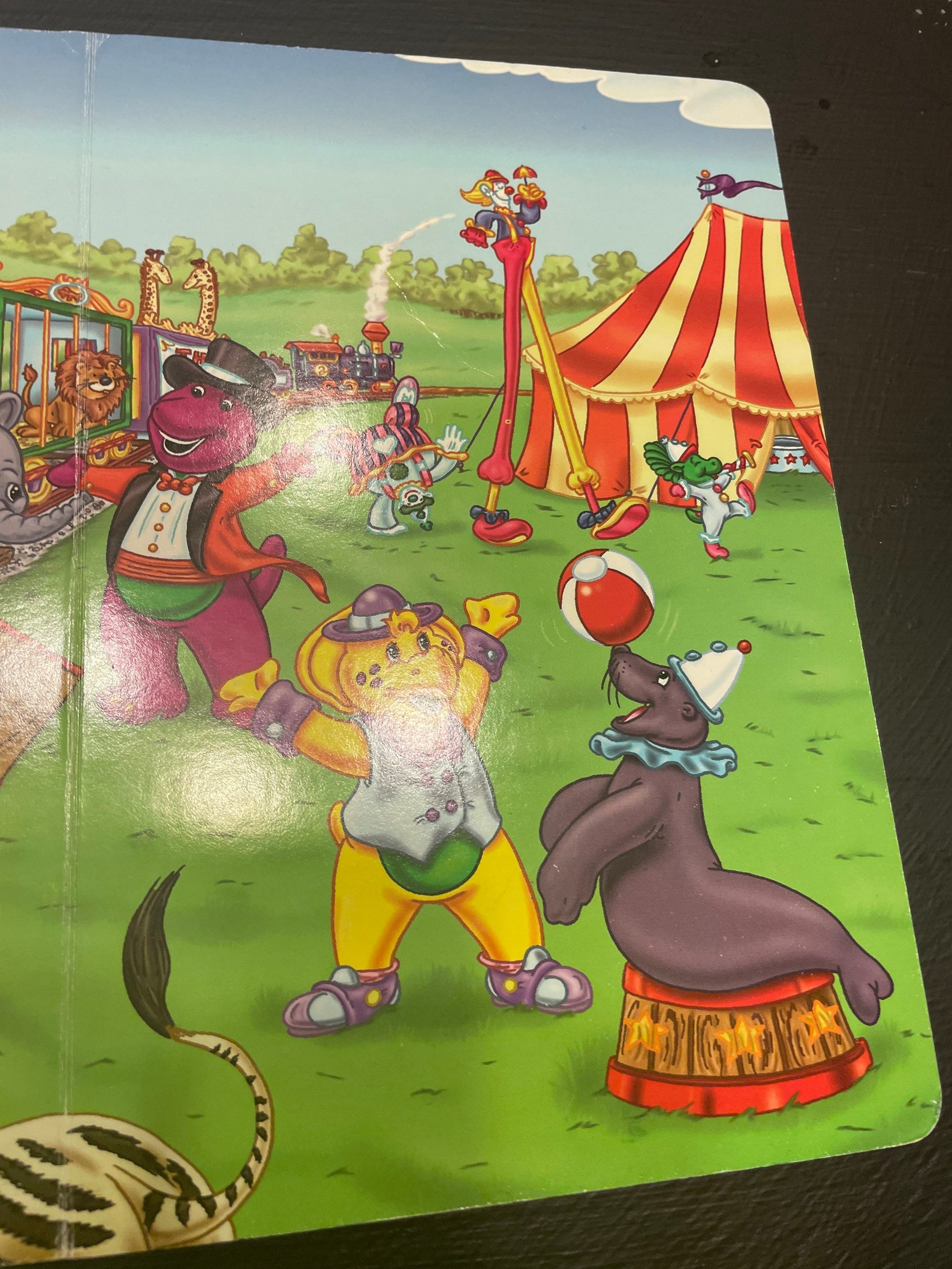 Barney's Treasure Hunt Search and Spot/Regalo - Etsy España