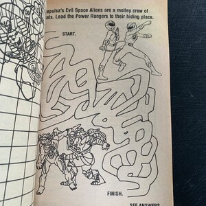 Might Morphin Power Rangers Puzzles and Mazes/ Power Rangers Combat ...