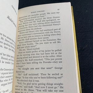 The Scarlet Slipper Mystery/ Vintage 1974 Nancy Drew Mystery #32 ...