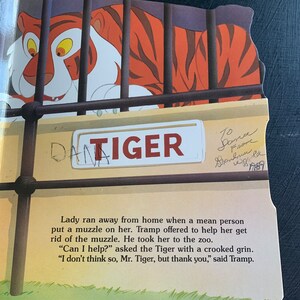 Lady and Tramp at the Zoo/ Walt Disney/ Twin Books Board Book/ Vintage ...