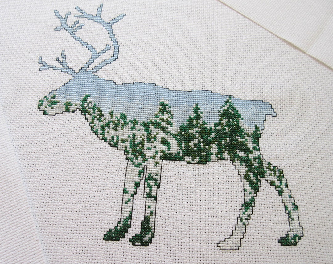 Reindeer Cross Stitch Pattern, Christmas Counted Cross Stitch Scene ...