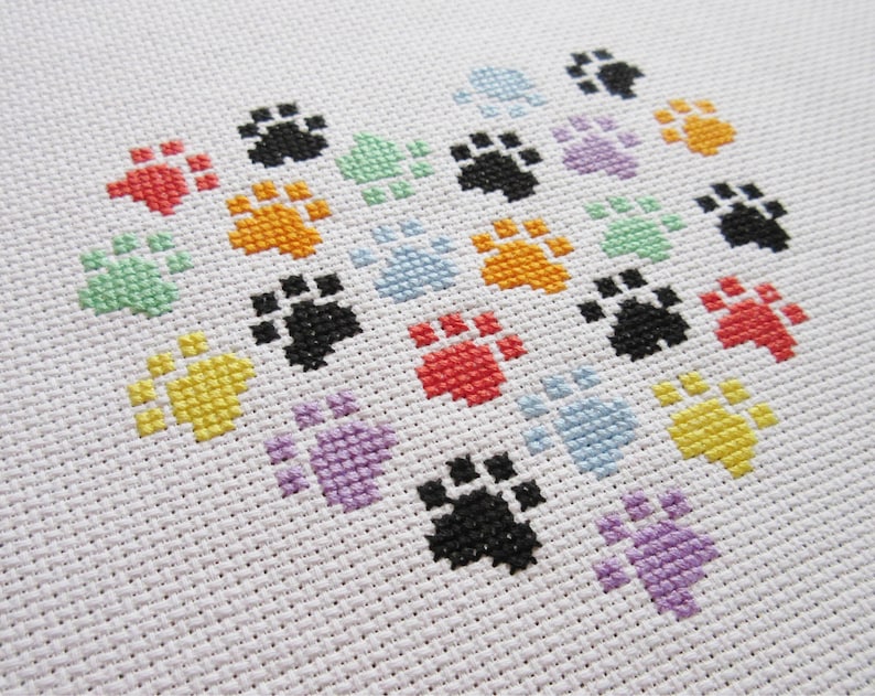 Animal Paws Cross Stitch Pattern, Modern Dog and Cat Design, Cross ...