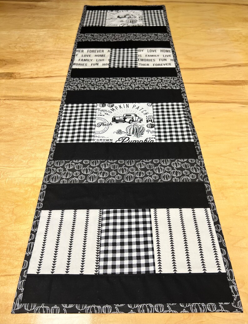 Quilted Table Runner Black & White Rustic, Fall, Pumpkins - Etsy