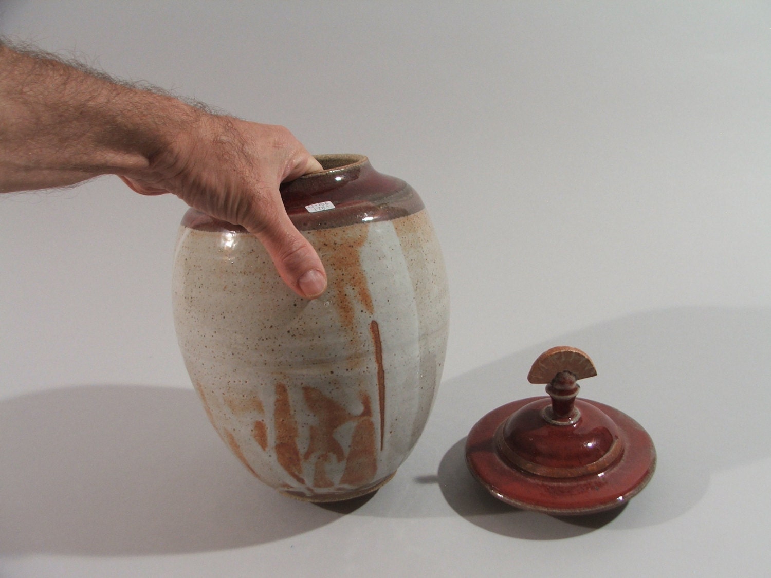 Contemporary urns, burial urns, cremation urns, decorative urns, asian ...