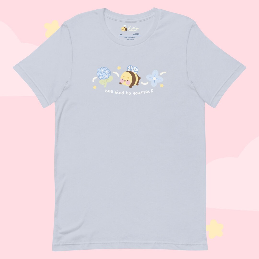 Kawaii Bumblebutt T-shirt: Hydrangea Floral Tee - Etsy
