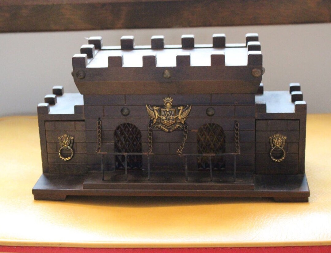 Super Cool and Unique Medieval Castle Decanter Wooden Set by S Sper ...