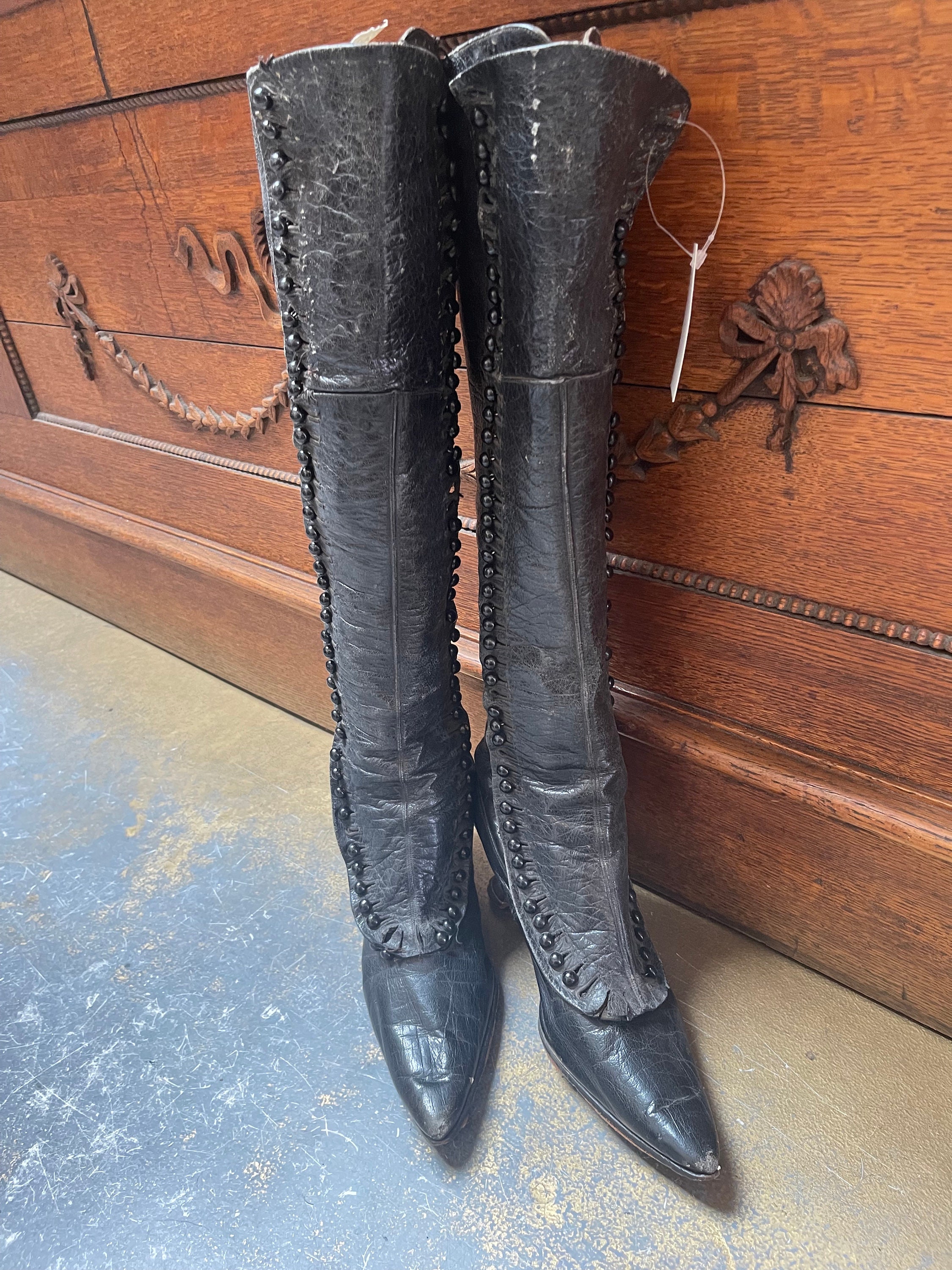 Victorian Knee-high Button up RARE Antique Boots 7.5 Wearable Witch ...