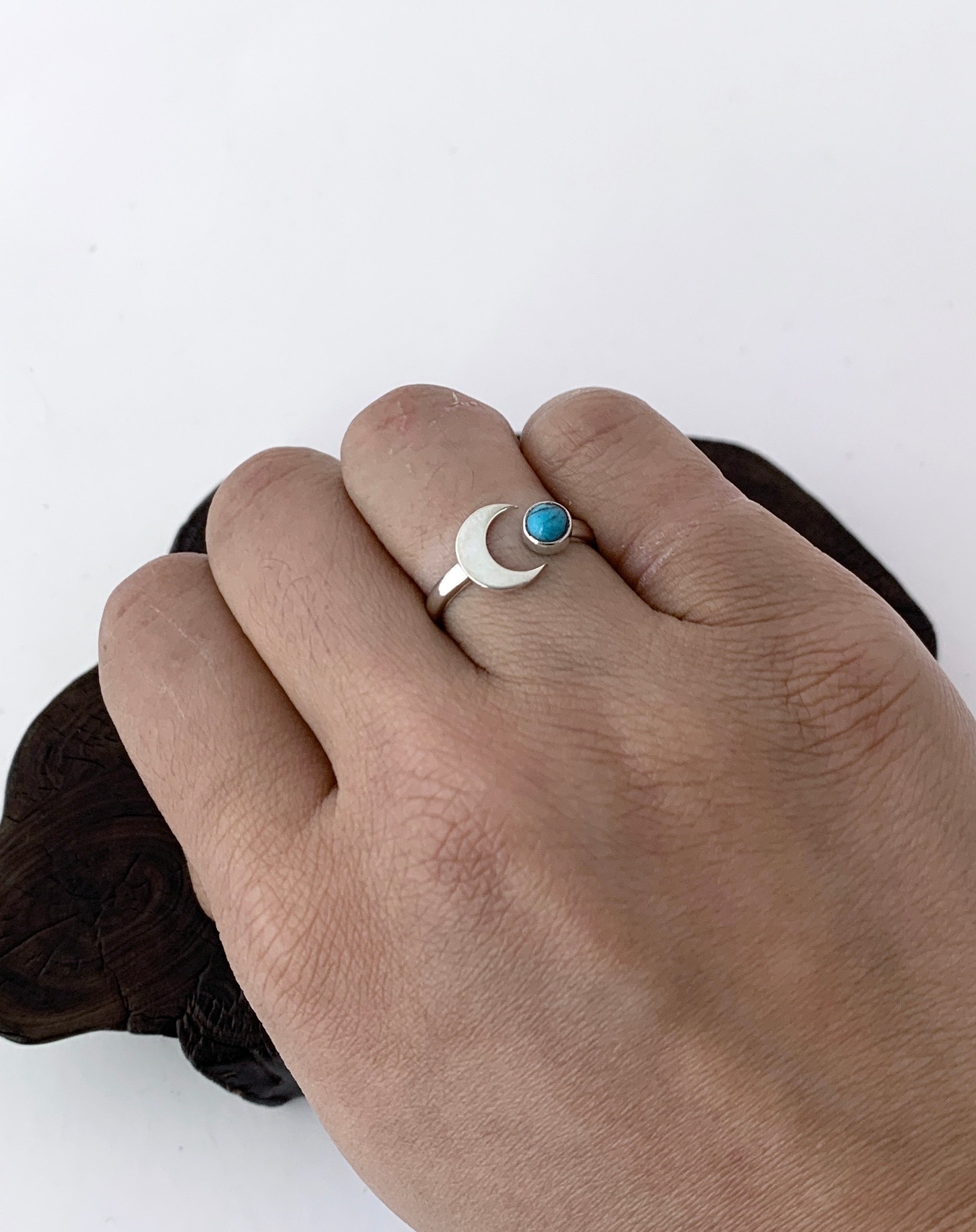 Crescent Moon Silver Ring: Moon Shaped Silver Ring Garnet | Etsy