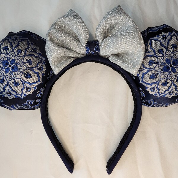 Princess Medallion Accessories - Etsy