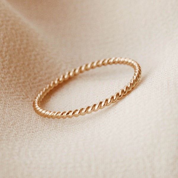 Gold Twisted Ring - Etsy
