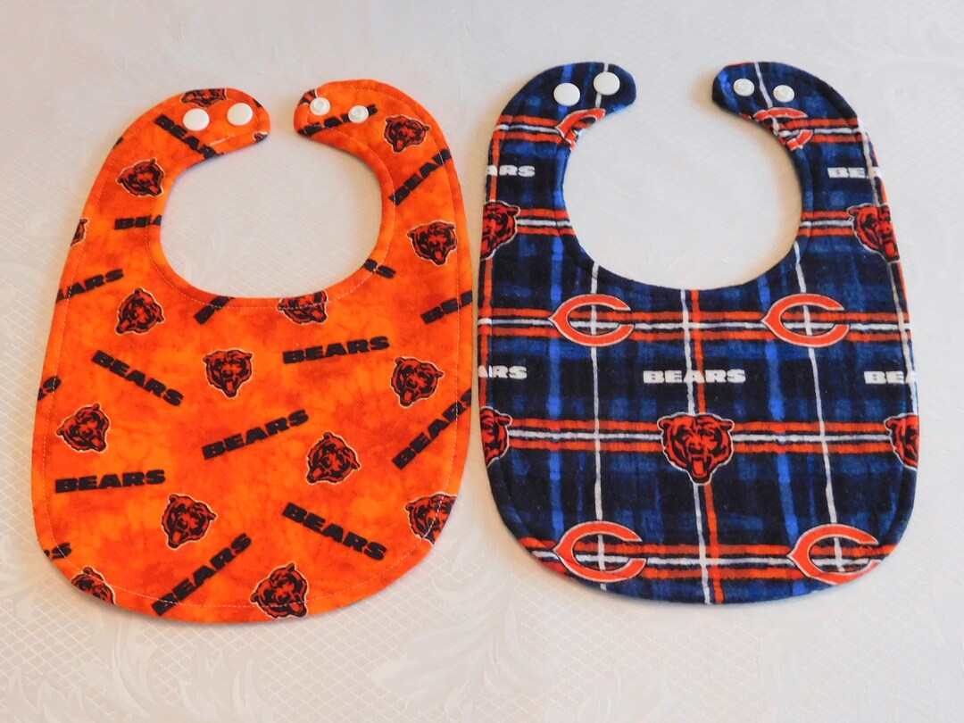 Chicago Bears Bib // Best Baby Shower Gifts // Baby Gifts // DIY Baby ...