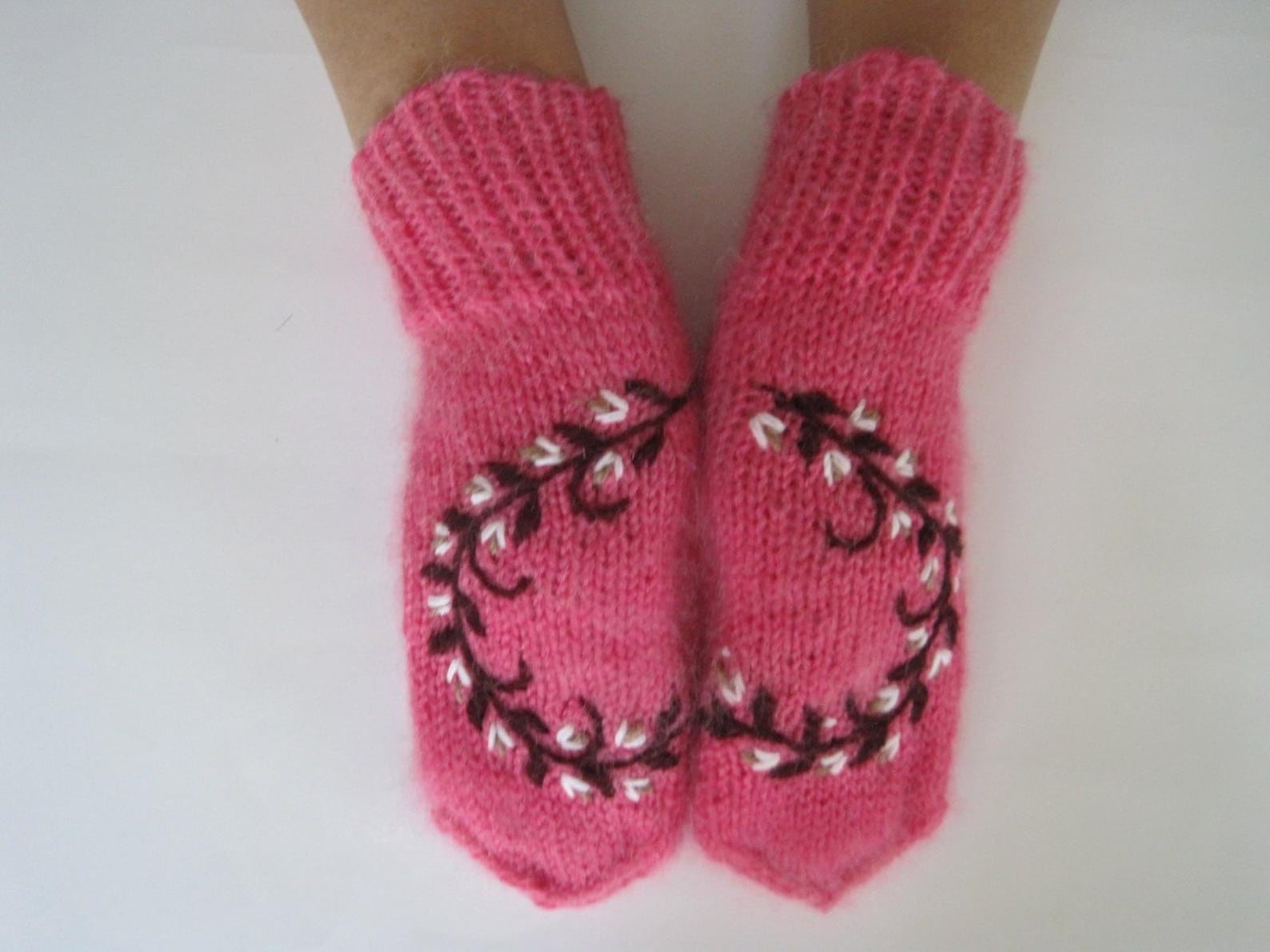 Several Variants Hand Knit Beautiful Original Women Mittens Hand ...