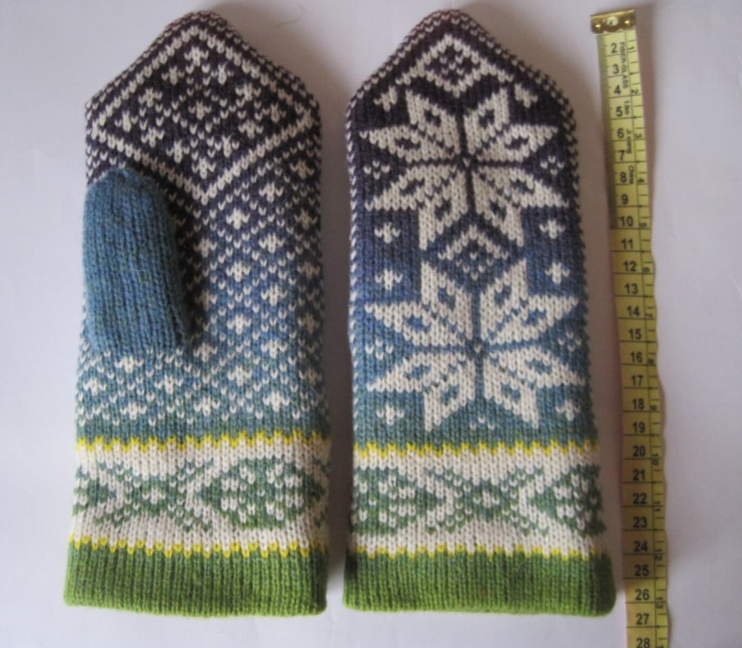 Several Variants Women Two-layer Knit Mittens Natural Estonian Smooth ...