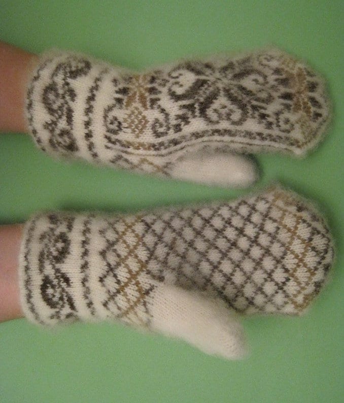 Traditional Selbu Norway Rose 3 Color Ornament Nordic Mittens Knit and ...