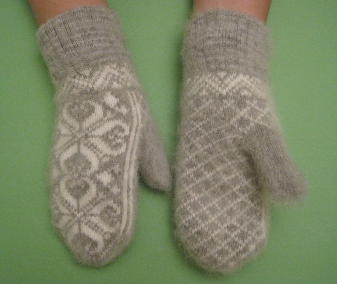 Several Variants Fashion Selbu Norway Rose Pattern Knit and Felt ...