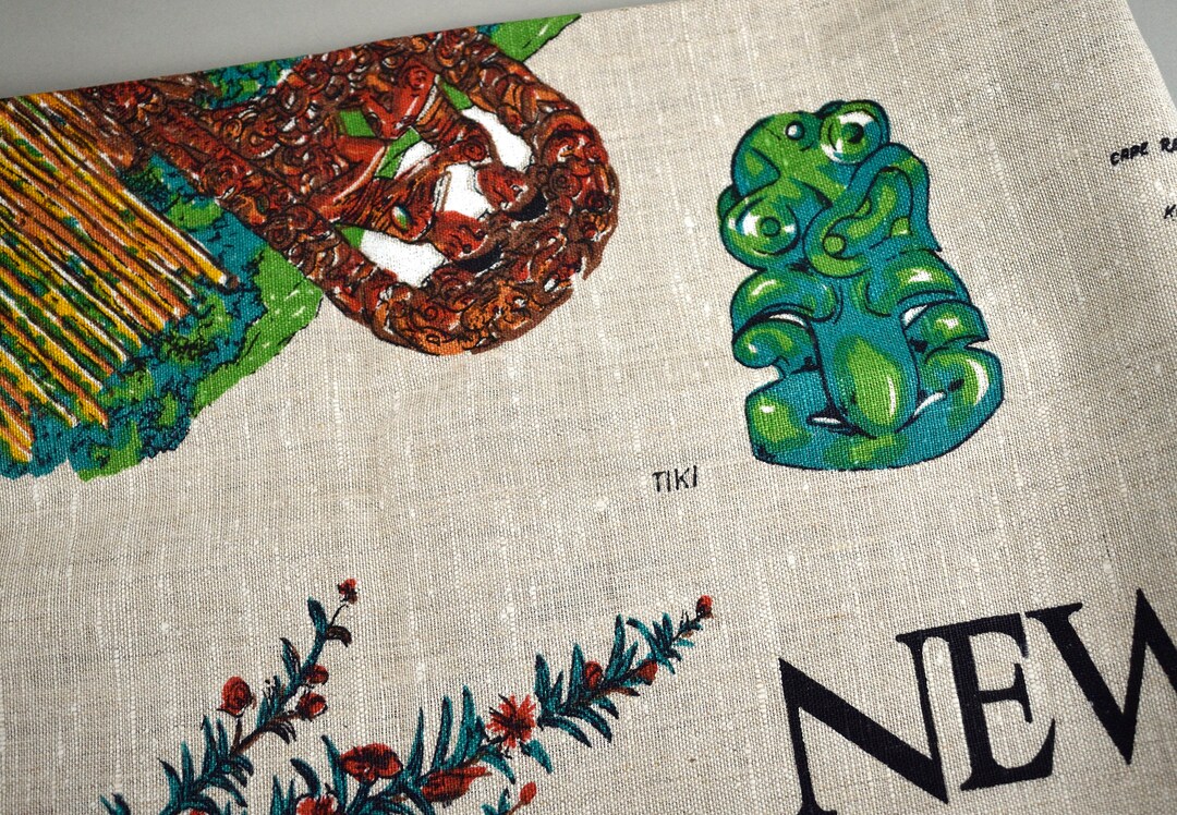 Vintage Maori New Zealand Taniwha Tablecloth - Greenstone Tiki Tekoteko ...
