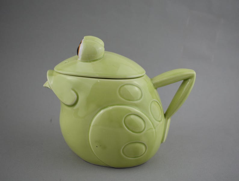 Vintage Happy Frog Teapot - Retro Kitsch Googly Eye Tea Pot - Made in ...