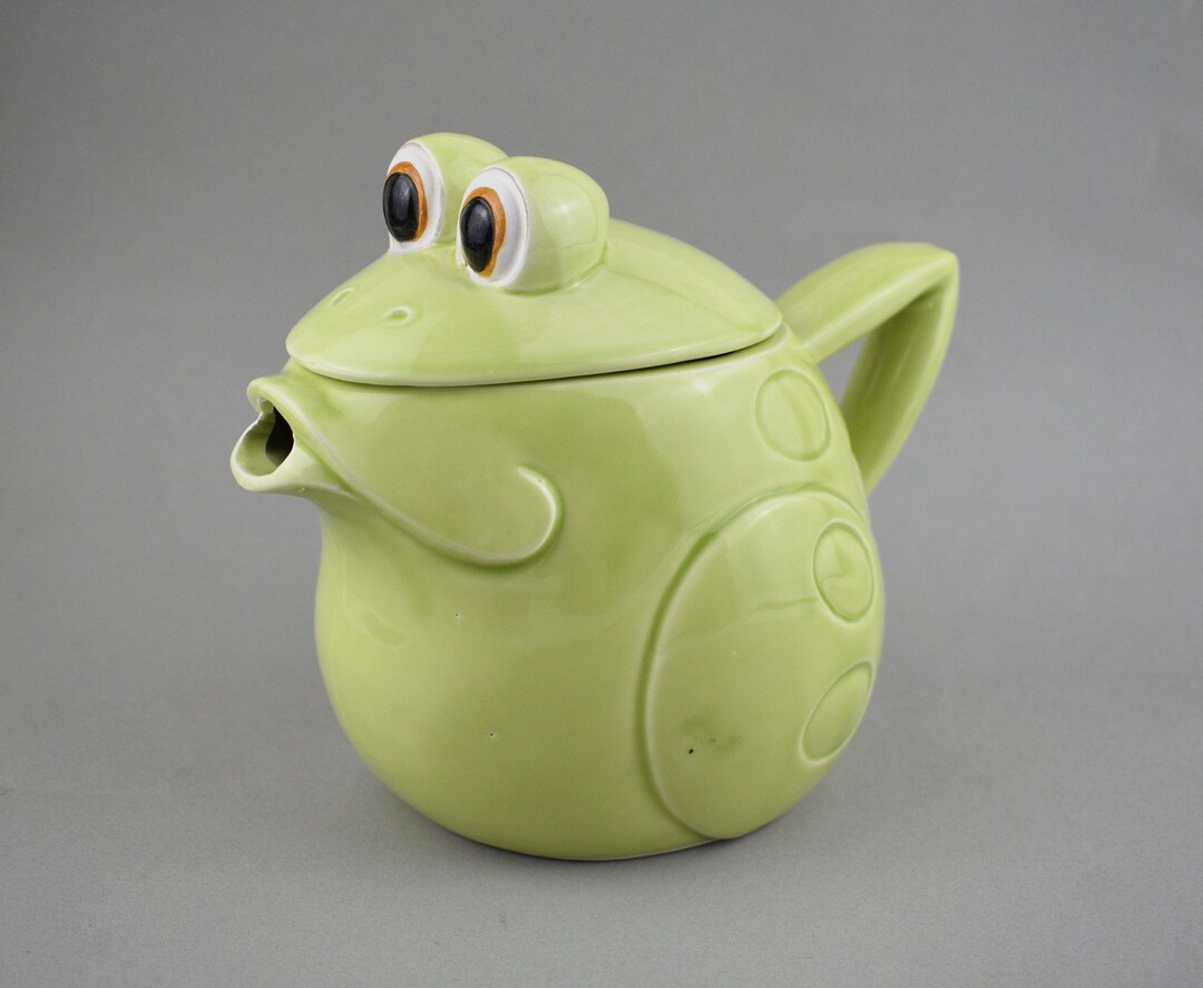 Vintage Happy Frog Teapot - Retro Kitsch Googly Eye Tea Pot - Made in ...