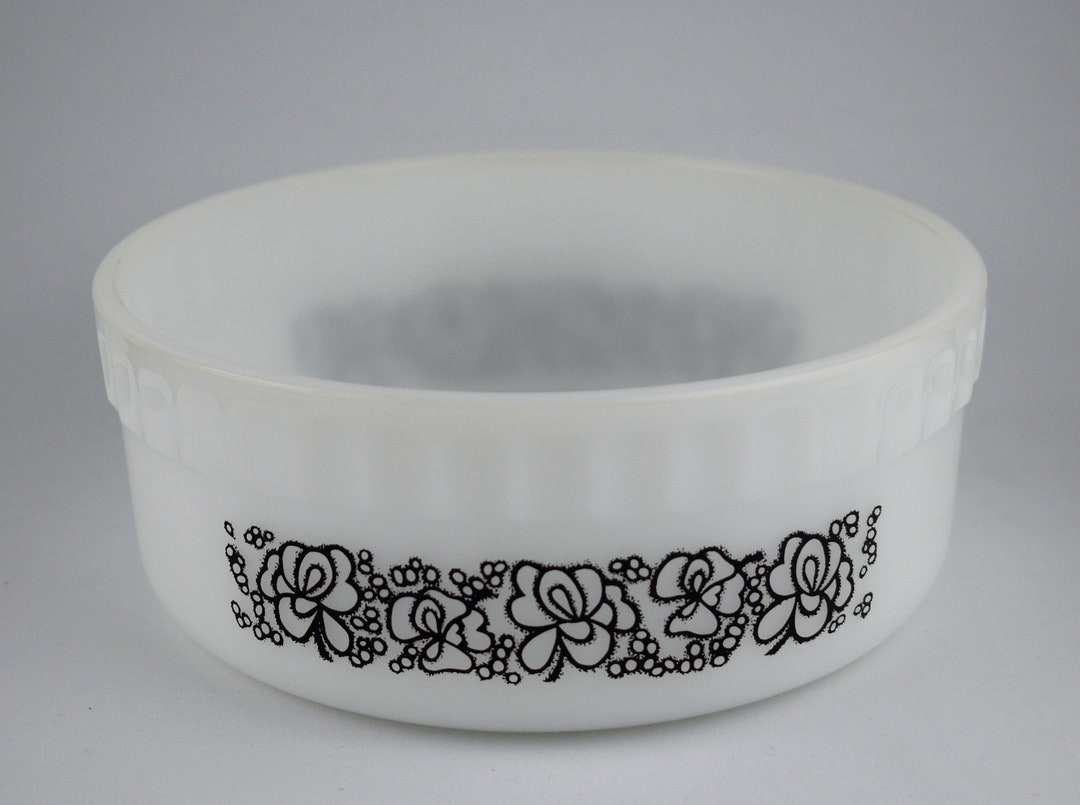 Vintage Agee Crown Pyrex Clover Souffle Dish - Floral Bubble Black ...