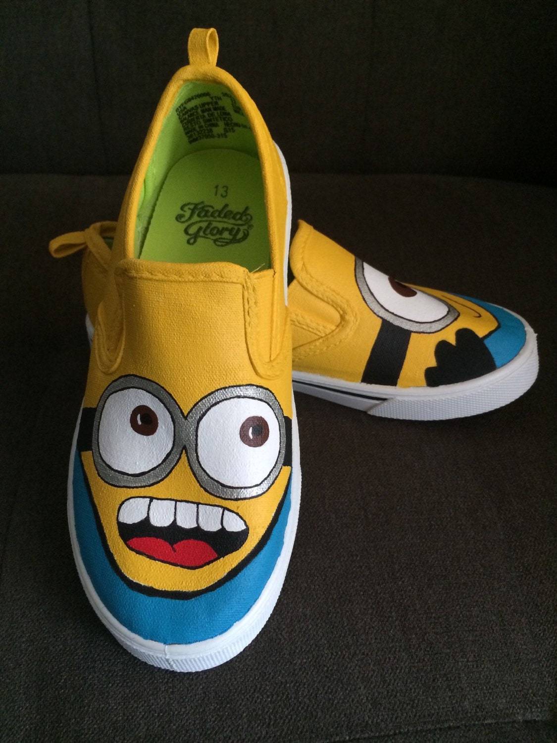 Minion VANS Shoes hand painted | Etsy