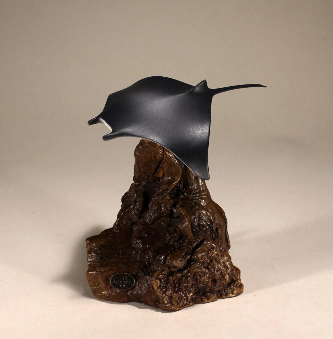 John Perry Manta Ray Sculpture - Pellucida Resin, Burlwood Base - Etsy