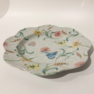 Spode Exotic Garden Decorative Plate With Wave Edge or Scalloped Design ...
