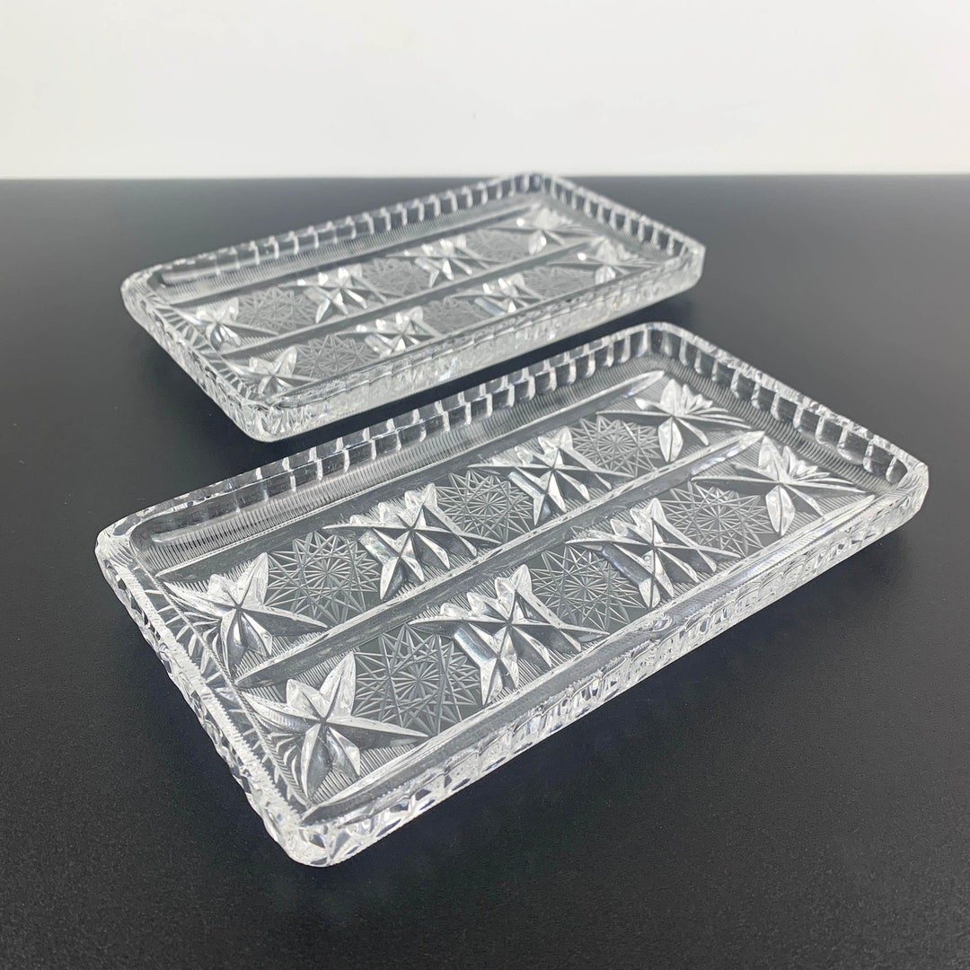 Set of 2 Crystal Decorative Trays With Star Pattern | Dressing Table ...