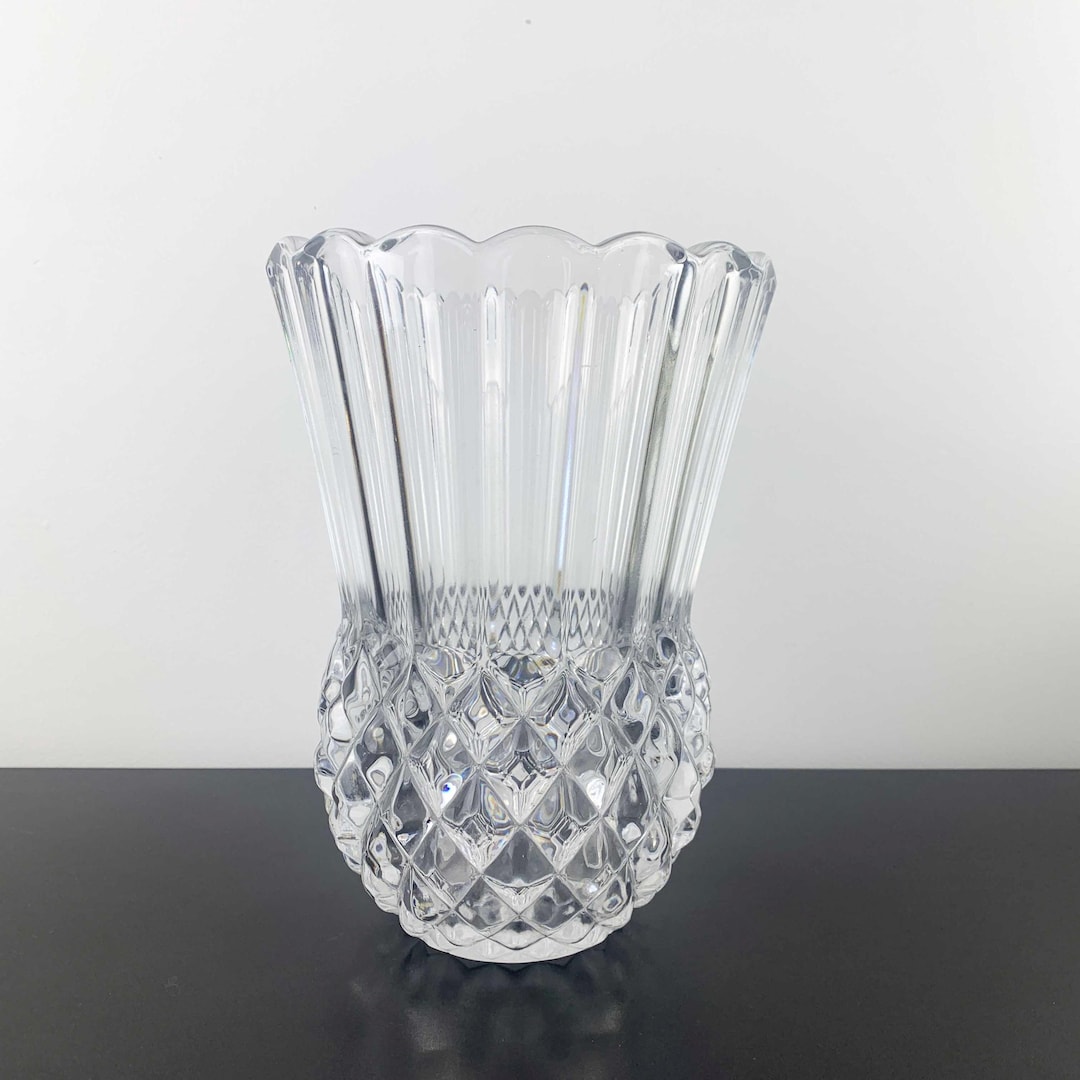 Crystal Pineapple Style Vase | Large Heavy Crystal Centrepiece Vase ...