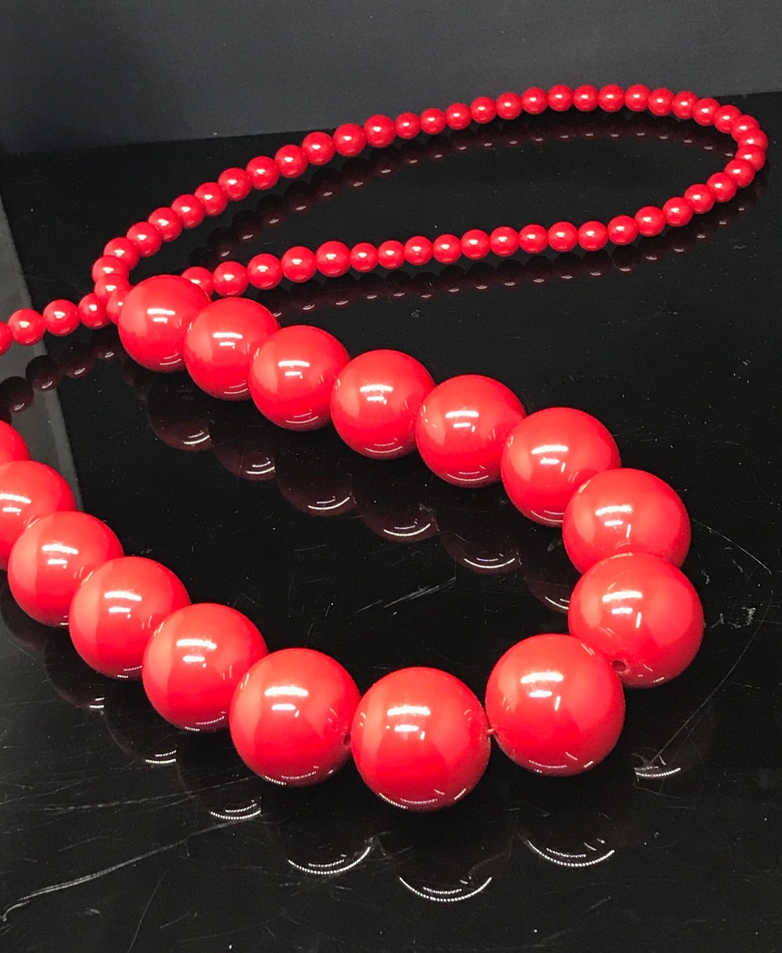 Chunky Graduated Red Resin Bead Necklace Long Vintage - Etsy