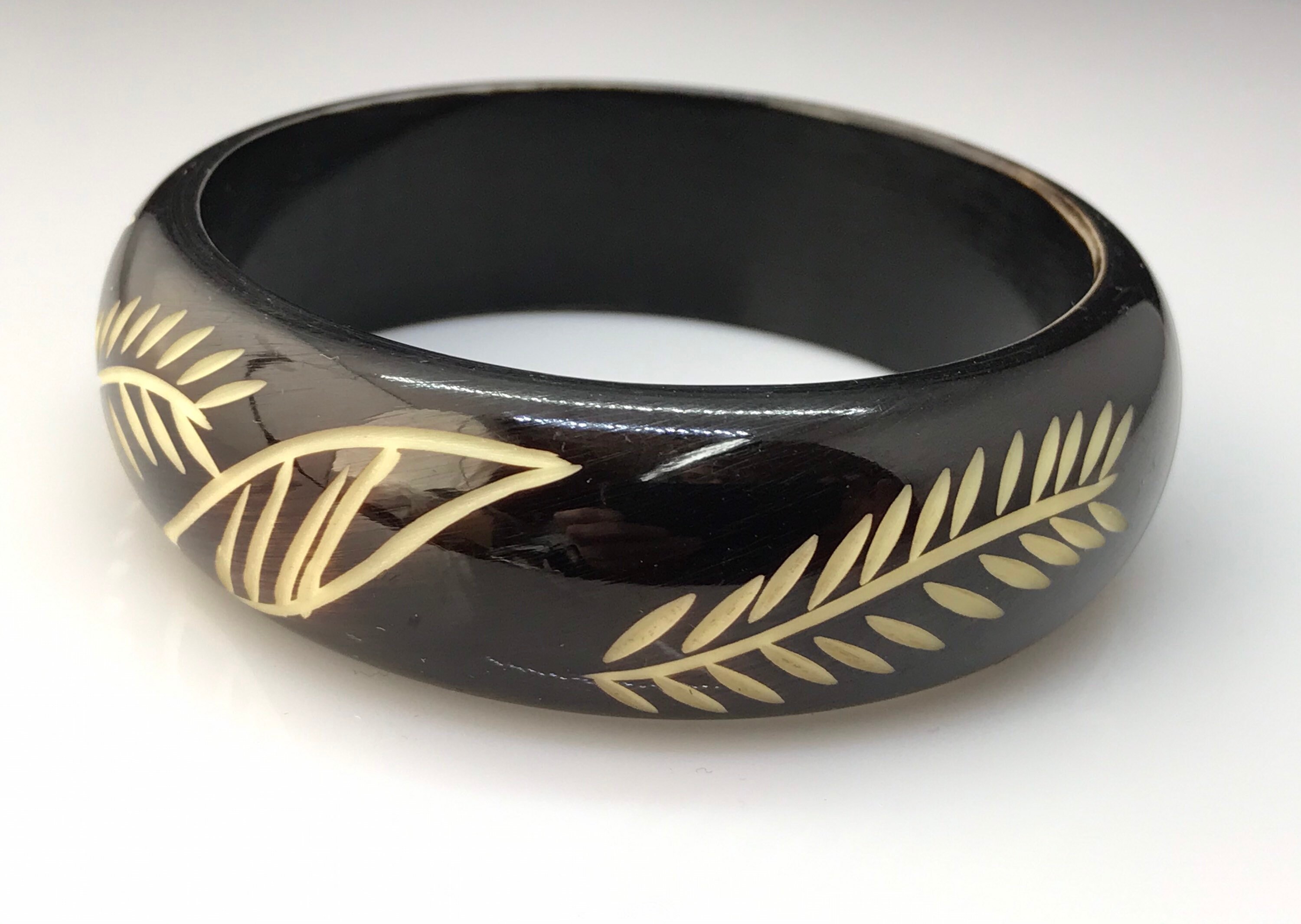 Brown Carved Vintage Bangle - Etsy