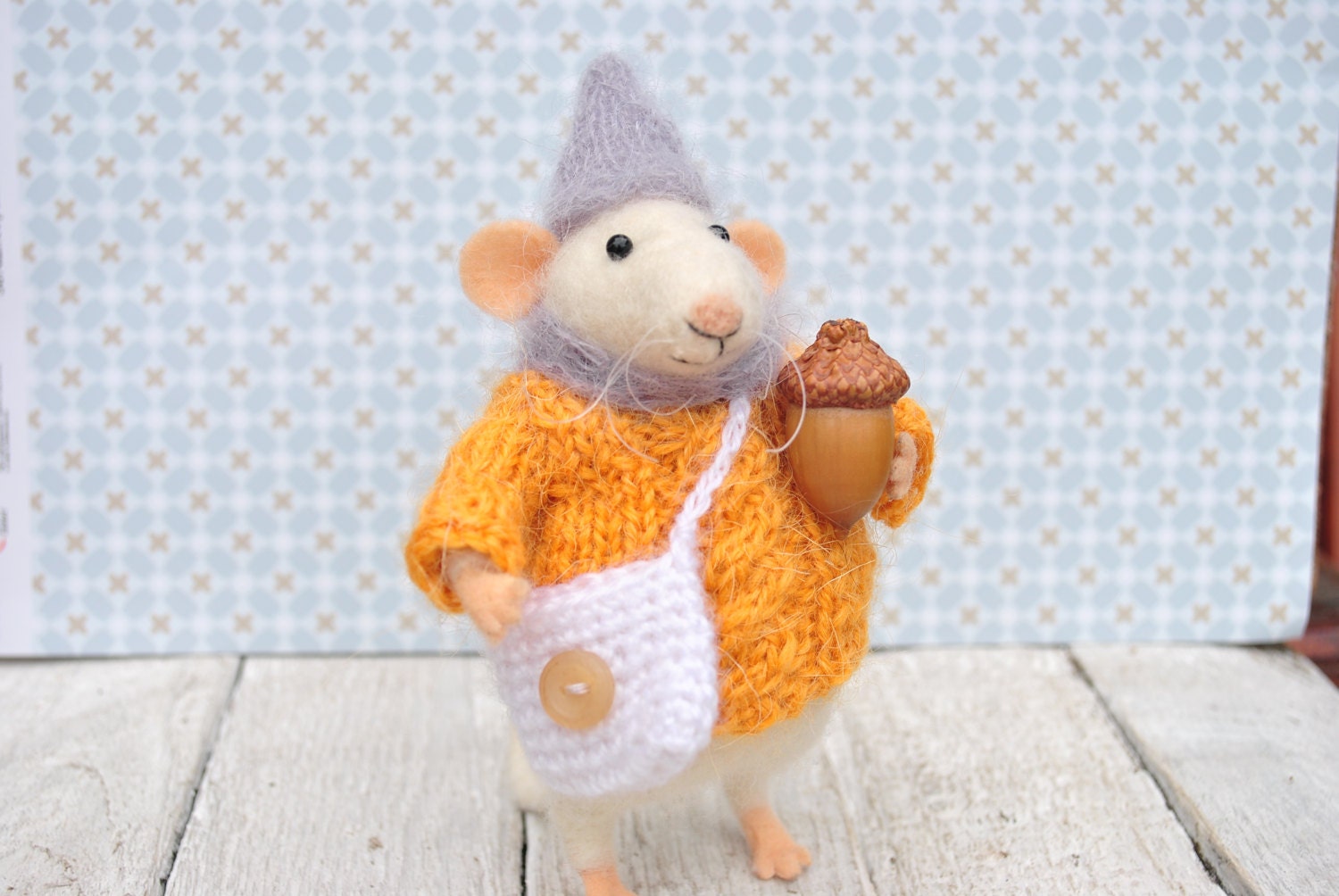 Mouse With Acorn Felted Wool Mouse Stuffed Animal Miniature - Etsy