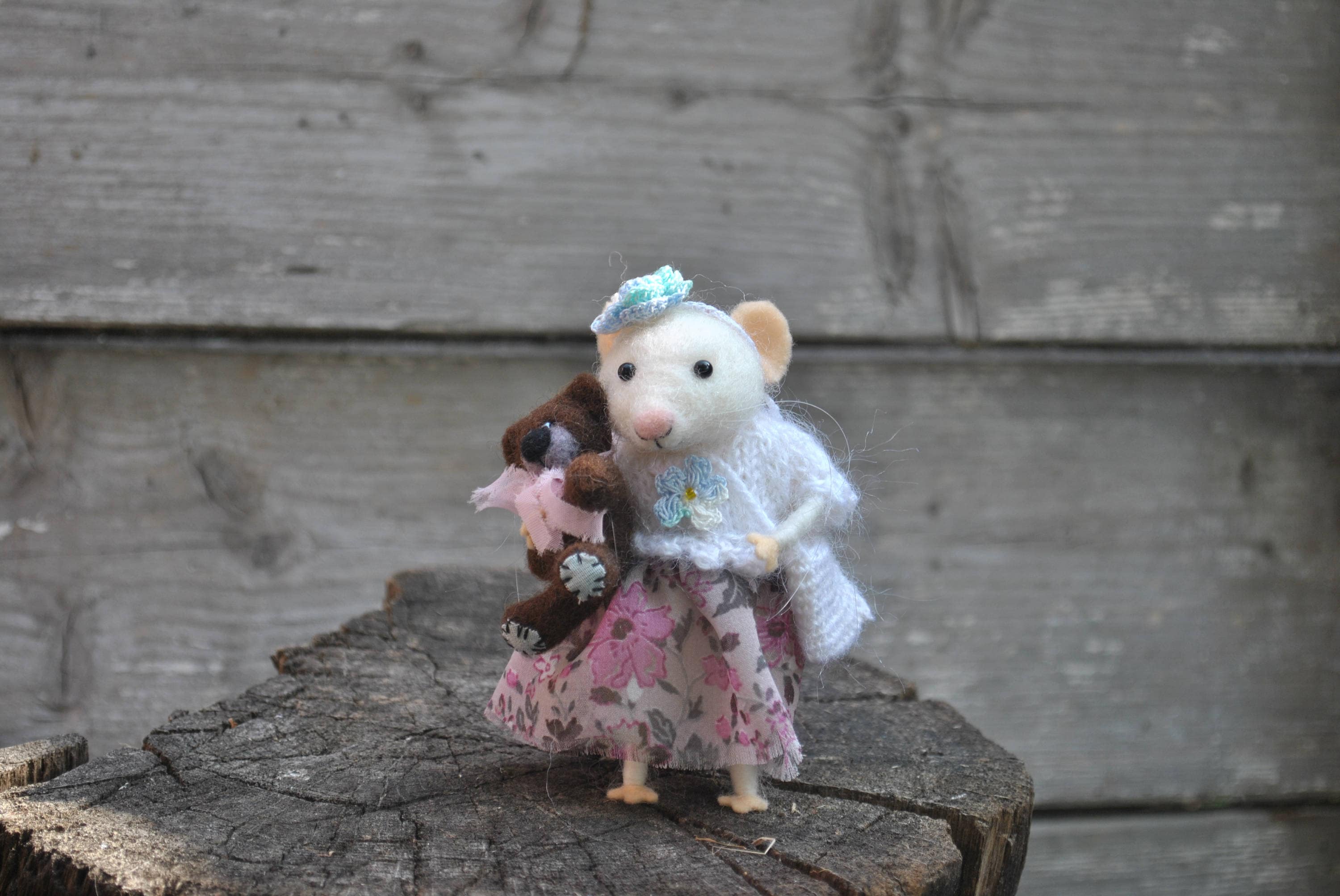 Little mouse needle felted mouse Needle felt mouse Felted | Etsy