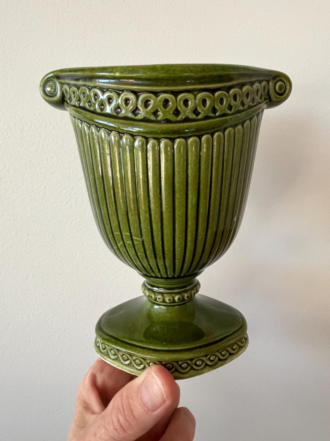 Green Capri Vase, Vintage Brody N 391, Classic Urn Shape Approx. 6 Tall ...