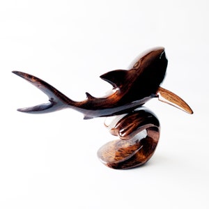 Wood Carving Shark Statue, Hand Carved Shark Figurine, Minimalistic ...