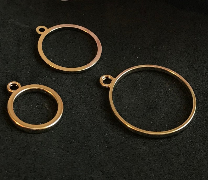 Kc Gold Hollow Round Circle Charms Bezel Metal Frame Charm - Etsy UK