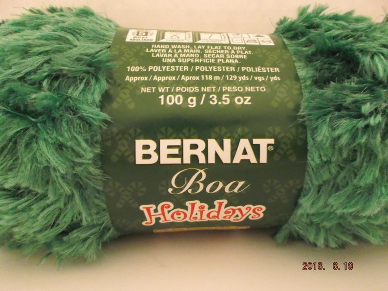 Bernat Boa Holidays Yarn 100 Grams 129 Yards Holly Green | Etsy