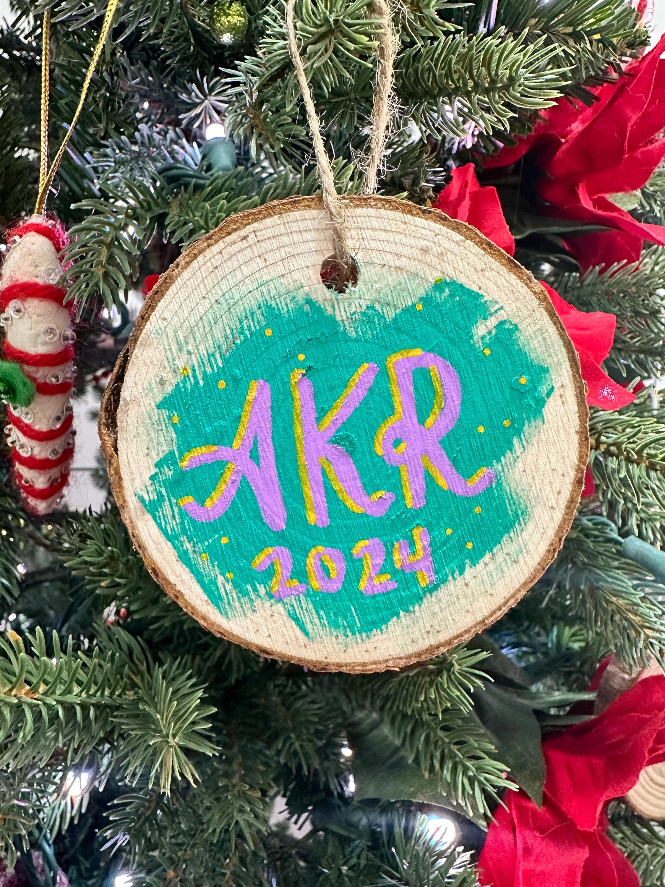 The Wild Robot Hand Painted Wood Slice Ornament - Etsy