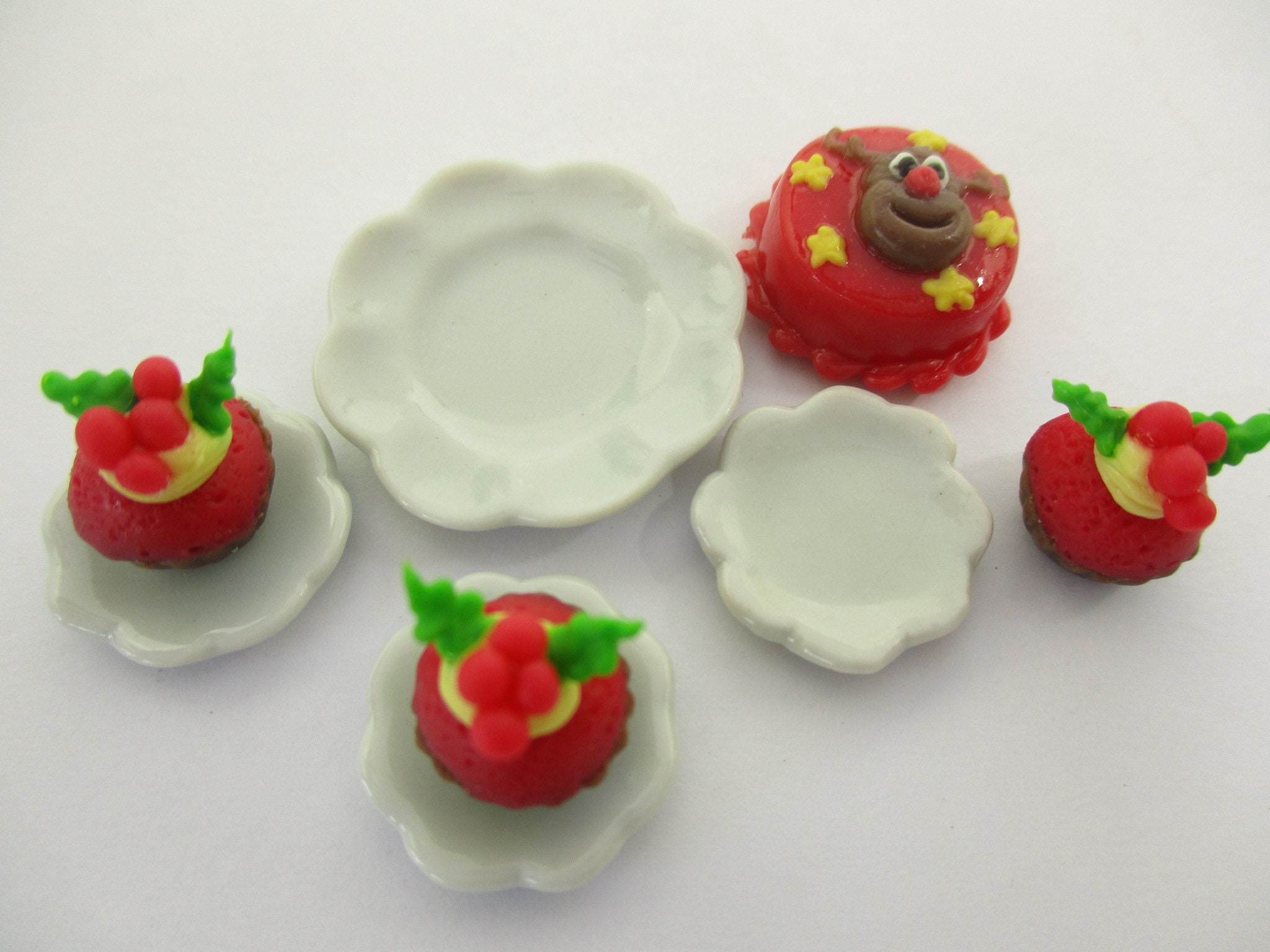 Dollhouse Miniature Food Christmas 1.5 cm Mini Cake Cupcake | Etsy