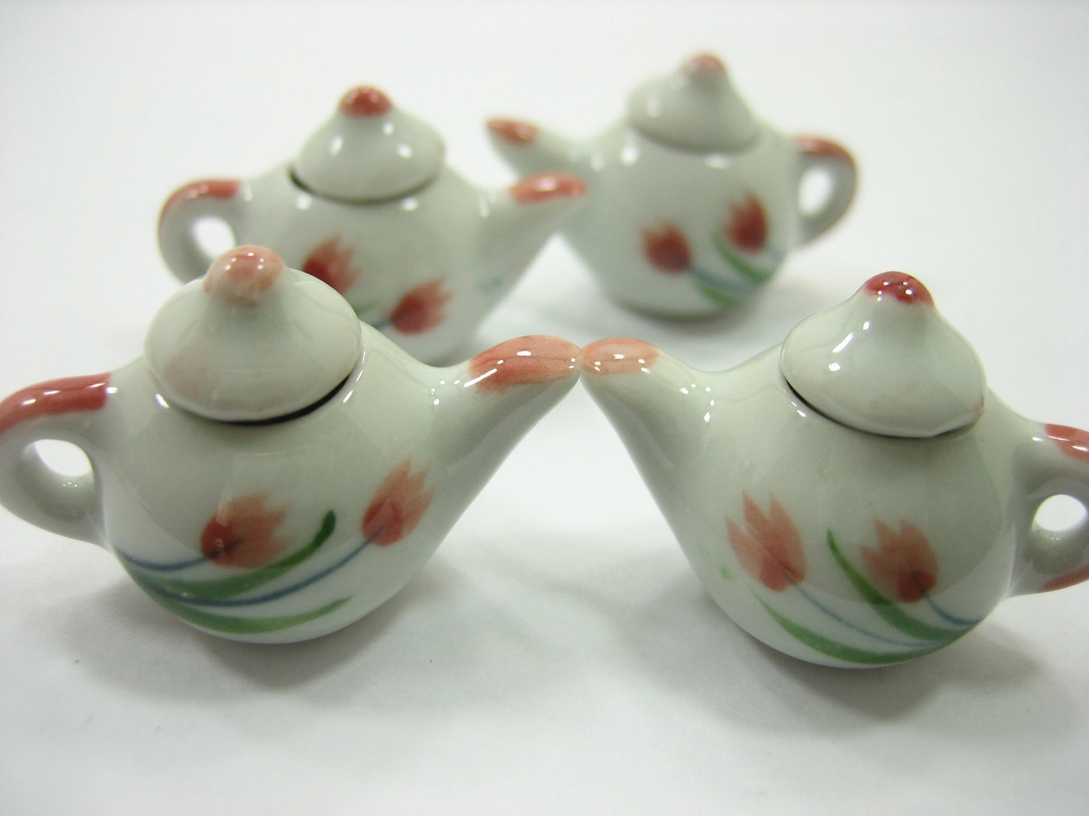Set 4 Coffee Pot Teapot Tulip Paint Dollhouse Miniature - Etsy