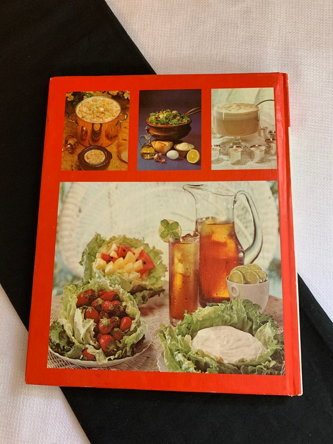 Vintage 1970s Cookbook, Illustrated Cookbook, 1972 Family Circle ...
