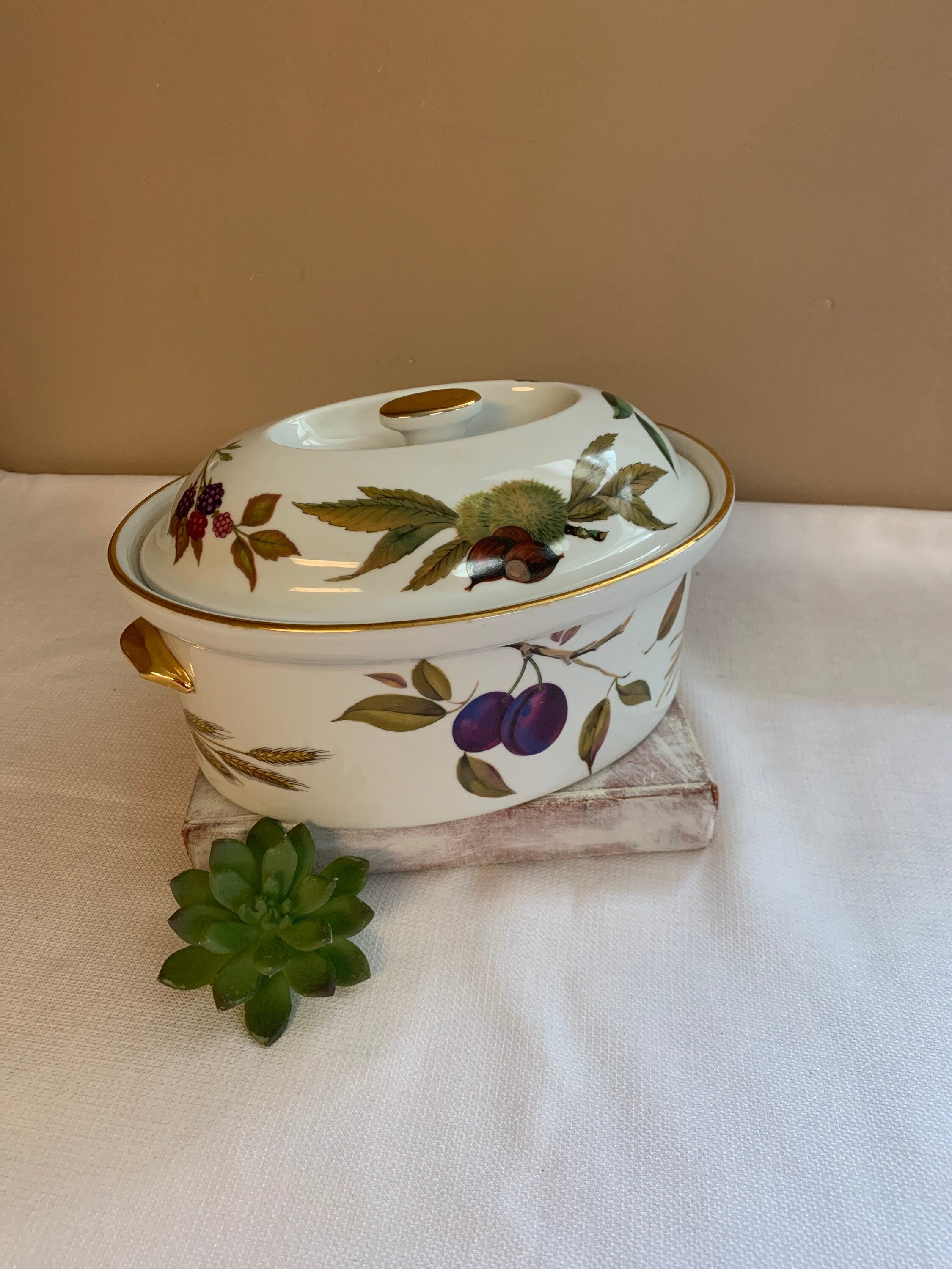 Evesham Oval Deep Covered Casserole Vintage Royal Worcester | Etsy