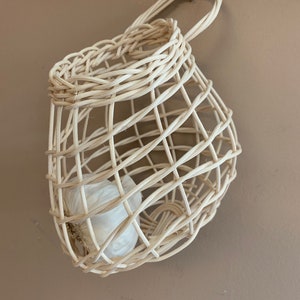 Small Hanging Garlic Basket, Natural Wall Storage for Fruit, Onion or ...